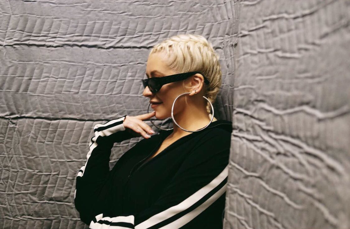 Christina Aguilera : Les révélations sur l'invité mystère XNDA ! - LIVE ...