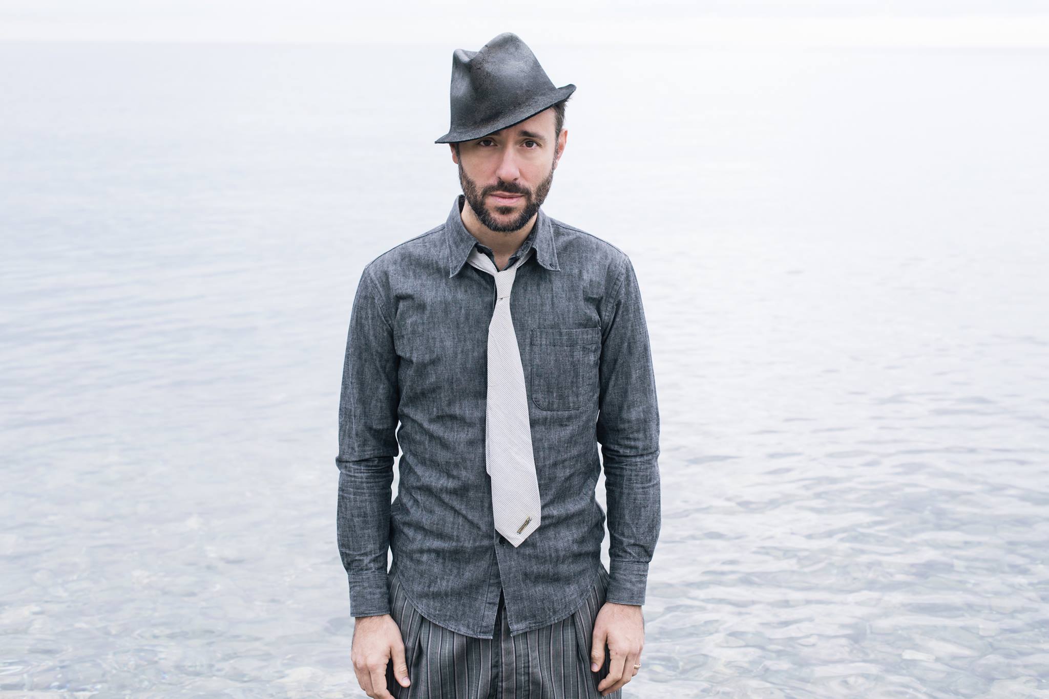 Chronique Album • Charlie Winston : « Square 1 » - LIVE ACTU