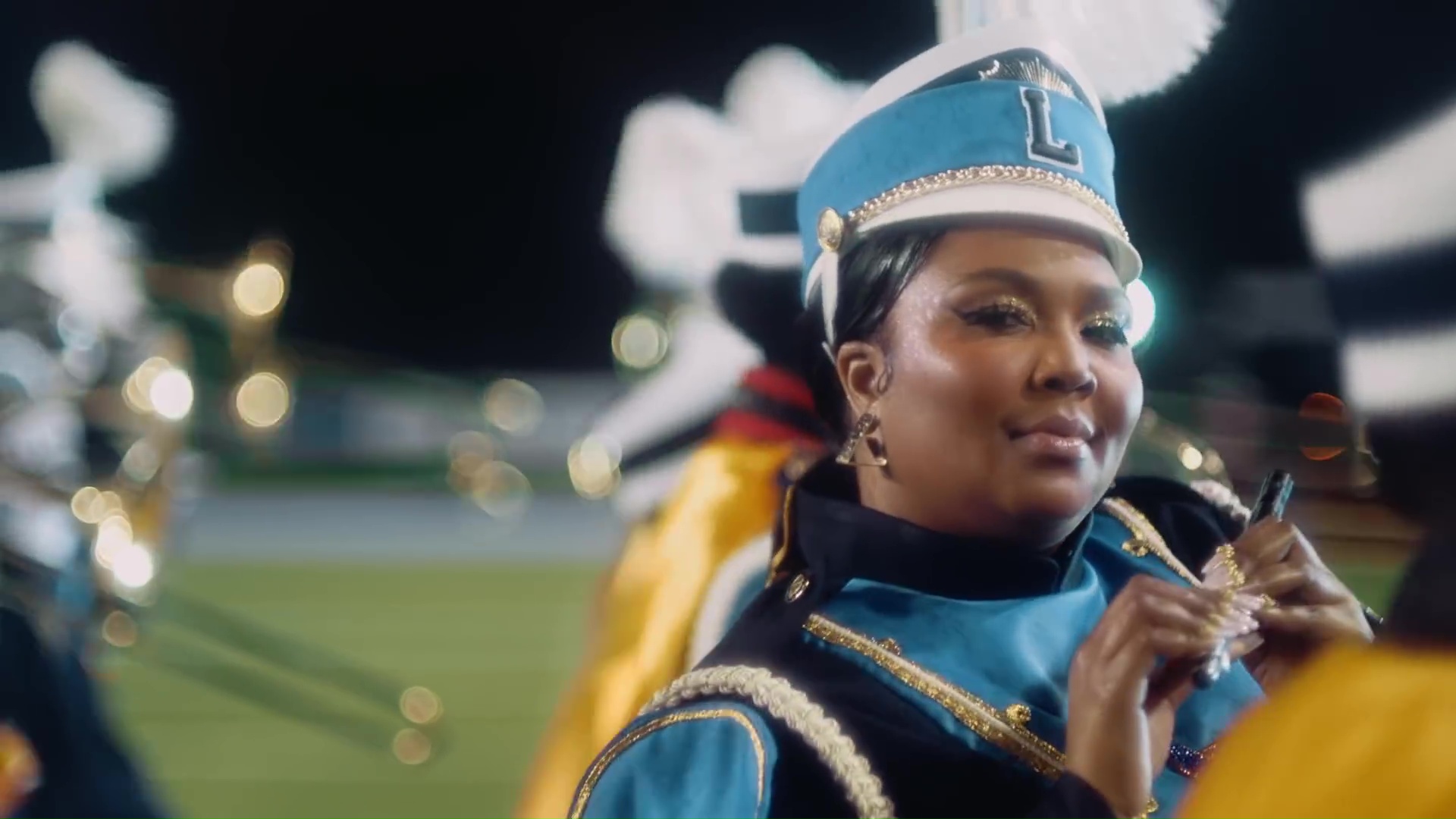 Lizzo offre une nouvelle version de son clip « Good As Hell » ! - LIVE ACTU