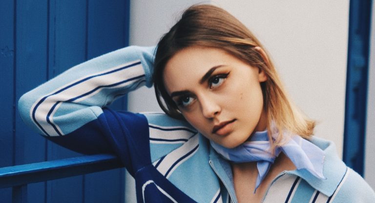 Ambre fait son comeback avec « Quand tu seras prêt » - LIVE ACTU